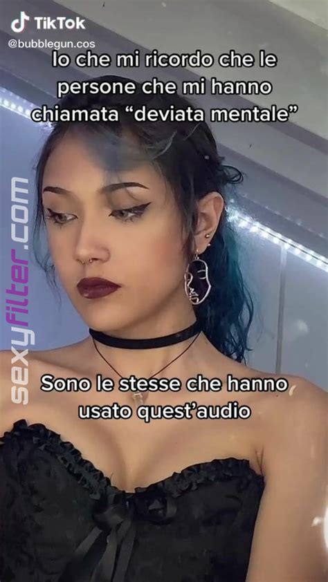 Sweetie Sofia Bubble Shows Cleavage