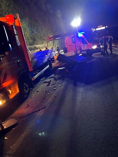A61 Bei Bergheim Zwei Verletzte Nach Verkehrsunfall Bergheim