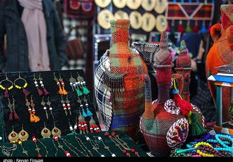 نمایشگاه صنایع دستی و سوغات اقوام و عشایر ایرانی در سنندجتصاویر تسنیم