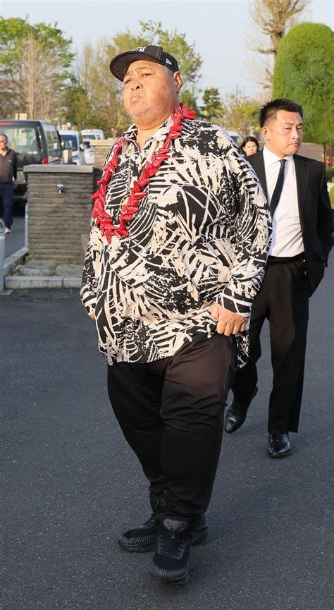 元横綱曙さんの葬儀営まれる 師匠だった元関脇高見山の渡辺大五郎さんも悲しみまだ若く残念ご苦労さん スポーツ報知