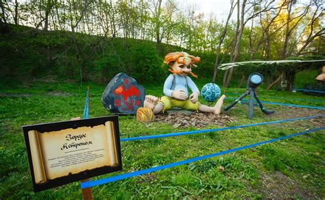 Весна на Співочому у столиці відкрили казковий Парк Легенд Вечірній Київ