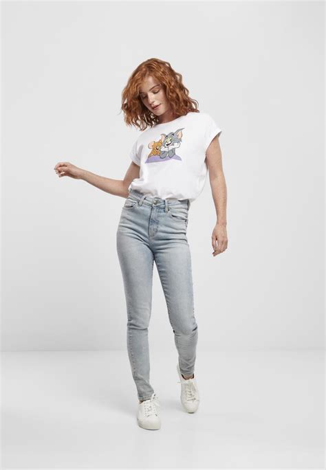 Merchcode Ladies Tom And Jerry Pose Tee Hiphopshopgr