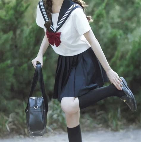 接各种服装 动作 文字 迷玩妈妈内容 老板们发挥你们的想象都可以满足 也可1v1线下上母车