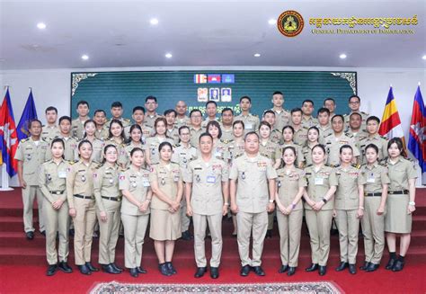 ឯកឧត្តម ឧត្តមសេនីយ៍ឯក សុខ វាសនា អគ្គនាយក នៃអគ្គនាយកដ្ឋានអន្តោប្រវេសន៍