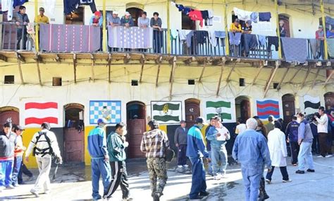 Defensoría Retrata La Tragedia De Las Cárceles 168 De Sobrepoblación