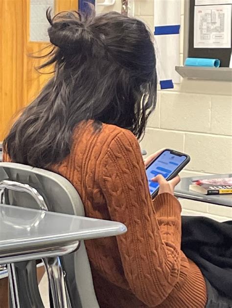 Academic Girl In 2024 Cute Hairstyles Hair Styles Long Hair Styles