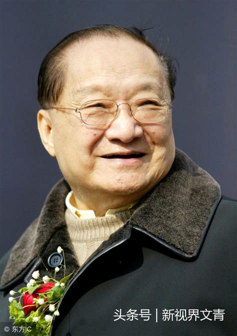 武俠泰斗金庸老先生走了 每日頭條