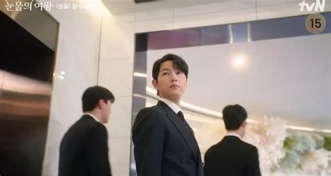 김수현·김지원과 의리 지키기 위해 ‘눈물의 여왕 특별출연한 ‘몸값 3억 송중기