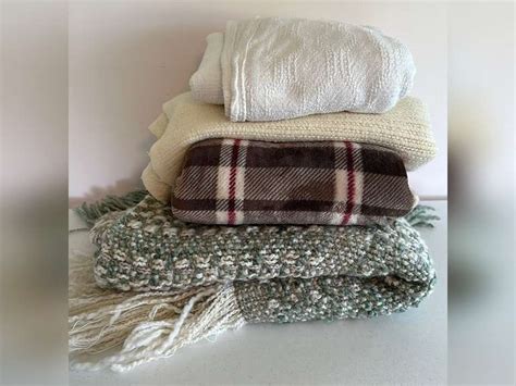 Assortment Of Blankets And Throws Various Sizes Northern Kentucky