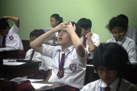 Dpr Minta Pemerintah Perbaiki Kualitas Pendidikan Nasional Republika