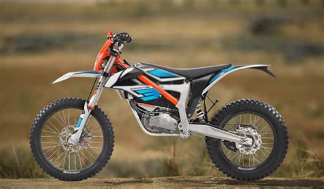 Conquering Trails With The Sur Ron Light Bee X A Comprehensive Review