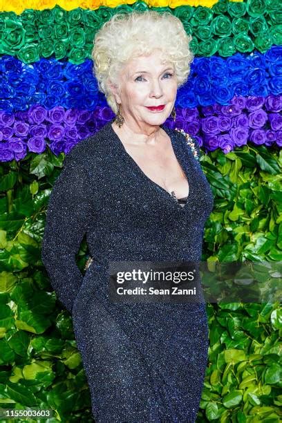 1145 Fionnula Flanagan Photos And High Res Pictures Getty Images