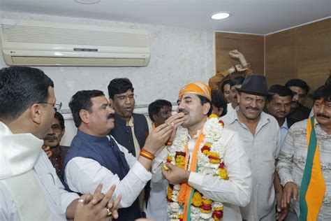 इंदौर विकास प्राधिकरण के नवनियुक्त उपाध्यक्ष राकेश शुक्ला ने पदभार