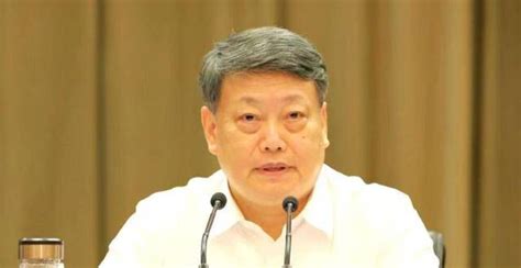 正部级“老虎”唐一军被逮捕任上被查 对配偶失管失教腾讯新闻