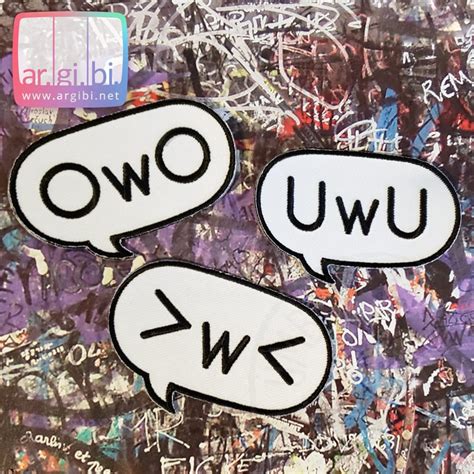 Emoticon Speech Bubble Fabric Patch Owo Uwu W