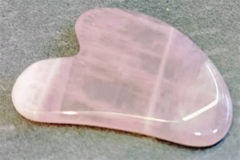 Pink Heart Rose Quartz Gua Sha Massage Stone At Rs 150piece In