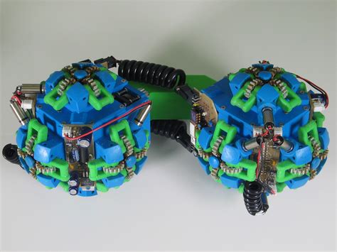 Modular Reconfigurable Robots Used In Space Applications