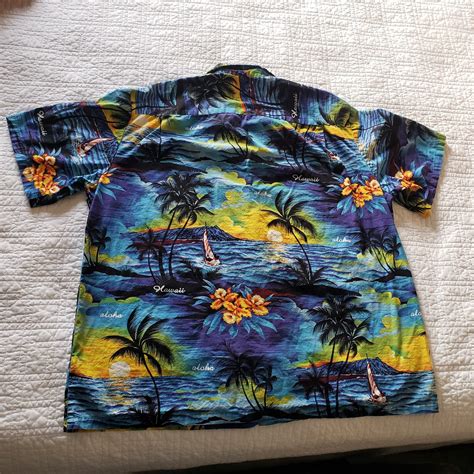 Vintage 90s Royal Hawaiian Creations Mens Button Up C Gem