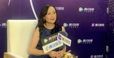 一线丨专访金鸡奖 最佳女配”吴玉芳：快放我走！我要给姚晨当拉拉队腾讯新闻