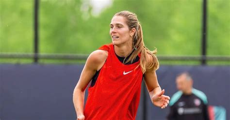 Kayla Sharples Queenballers Player Profile