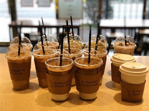 Kim Jiyun 케이초콜릿앤플라워그린 단체주문 전화주문 픽업 기다리는 중 💕 커피맛집 놀러오세요 💕 Facebook