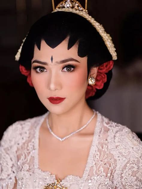 8 Inspirasi Makeup Pernikahan Tradisional Dari Nikita Willy Hingga Lesti Kejora Pernikahan