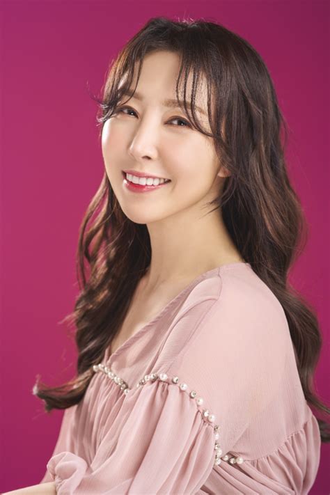 뮤지컬 배우 출신 가수 정윤희 신곡 ‘뉴욕 아리랑 발매｜스포츠동아