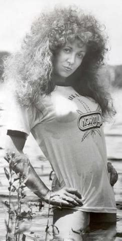 Ruby Starr Rock Singer Wiki Bio With Photos Videos