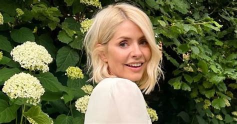 Holly Willoughby Offers Fans Sex Life Advice As Expert Talks Orgasm