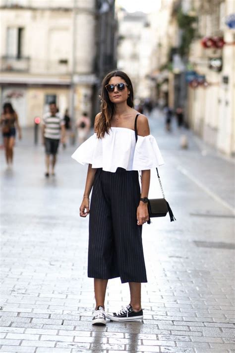 How To Wear Canvas Shoes Photos Ideas Fashion Trends 2021 2022 For Women