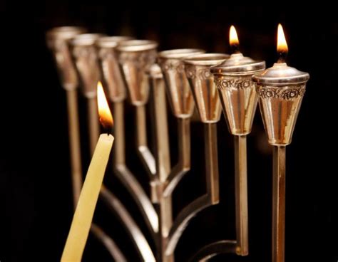 Keeping The Light Burning When Do You Light Candles For Yahrzeit And