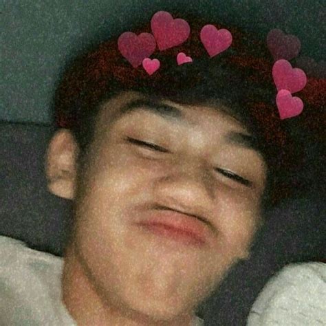 Cogan Halu Foto Cowok Ganteng