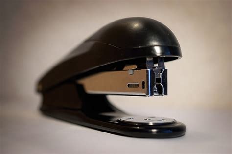 Who Invented The Stapler Geekinformant