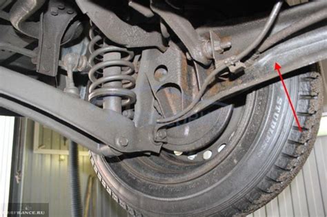 Замена сайлентблока продольного заднего рычага на Лансер 9