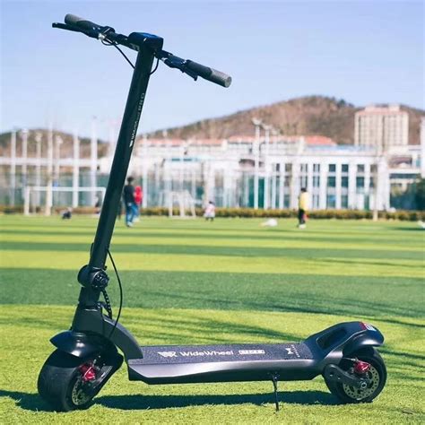 Mercane Wide Wheel Pro Powerful 1000w Electric Scooter