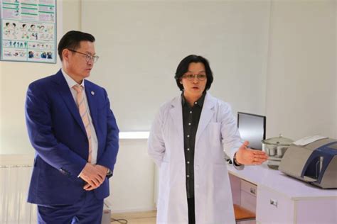 Ерөнхийлөгчийн Үйлдвэр үйлчилгээний бодлогын зөвлөх Ч Даваабаяр Хүнс технологийн политехник