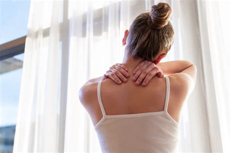 Upper Back Pain Common Causes And Relief Tips