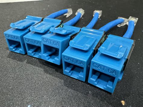 14 Display Port Kvm Switch Triple Monitor Two Computer — Level1techs Store 14 Display Port Kvm Switch Triple Monitor Two Computer — Level1techs Store