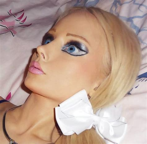 Valeria Lukyanova Human Barbie Valeria Lukyanova On The