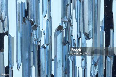 정밀 절단 매직 크리스탈 공상 과학 소설과 마법의 테마 3d 렌더링의 클러스터 3차원 형태에 대한 스톡 사진 및 기타 이미지 3차원 형태 거친 결정체 Istock