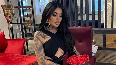 Królowe życia Anna Renusz Na Wakacjach W Pięknej Niebieskiej