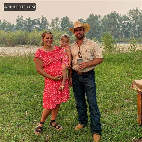 Emily Wears Feet Aznudefeet