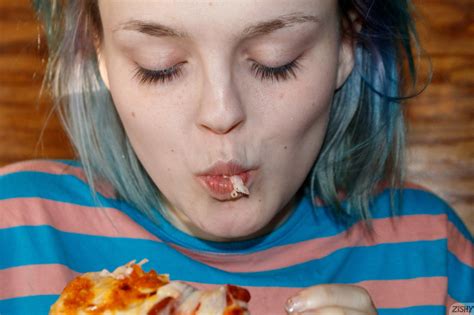 Vonnie Bean No Pants Pizza Zishy Promo