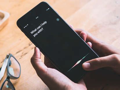 Is Siri Listening Apple Contractors Hear Recordings Of Sex Private Info Thrillist