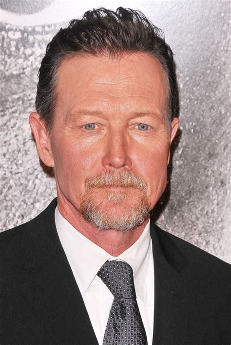 Classify Robert Patrick