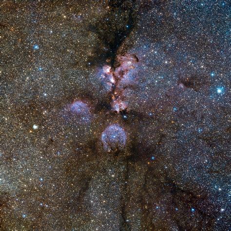 Esos Omegacam Captures A Two Billion Pixel Nebula View
