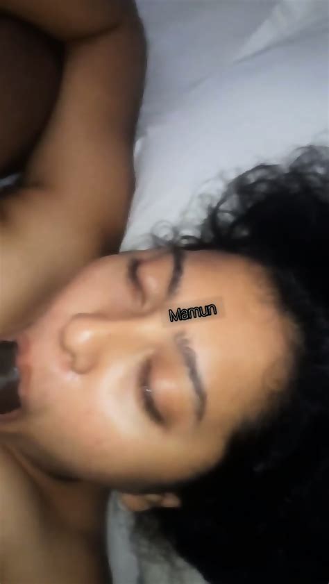 Bangla Bangladeshi Muslim Mother Came On A Tour Alone And Took A Spacial Service From The Hotel