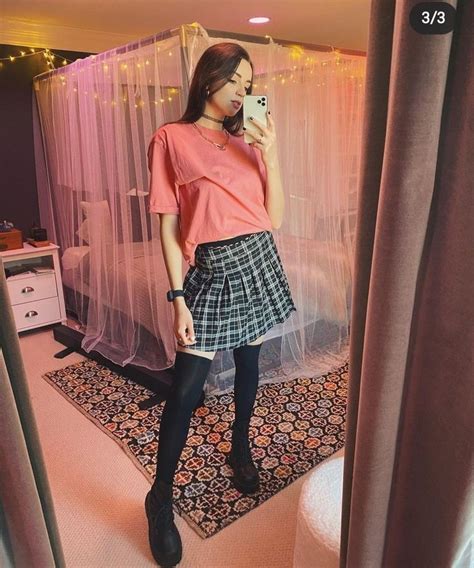 Pin On Gibi Klein Asmr Fashion Floral Skirt Deadpool Wallpaper