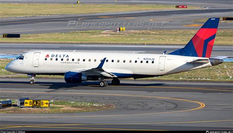 N204jq Delta Connection Embraer Erj 175lr Erj 170 200 Lr Photo By