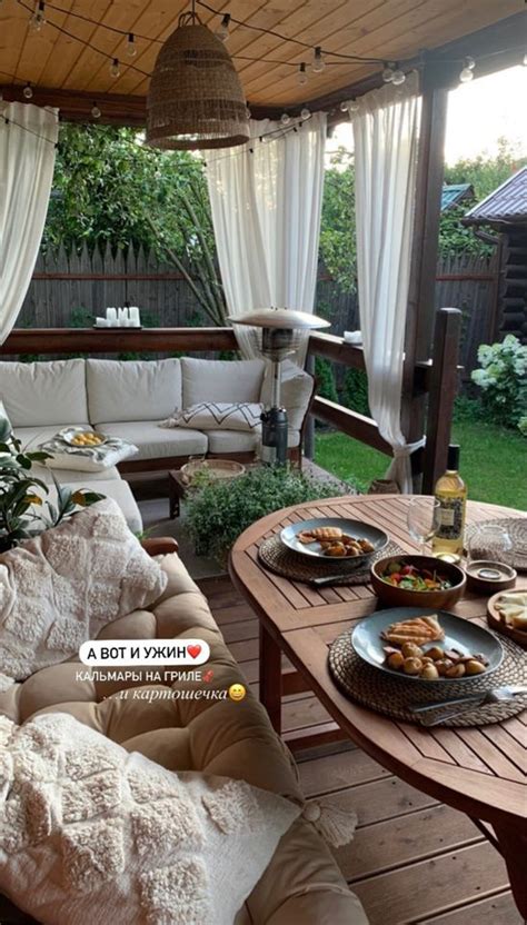 Отделка дома в контрастных белом и графитовом цвете Bungalow Renovation Small House Design